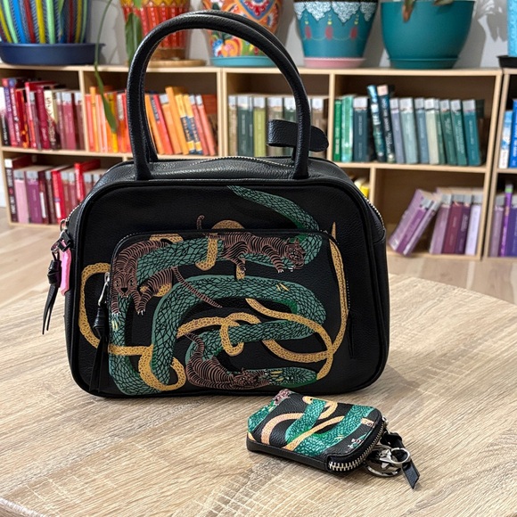 Min & Mon | Bags | Min Mon Marino Medium Crossbody Leather Bag Coin ...